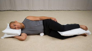How to Sleep With a Herniated Disc - The Best and the Worst Sleeping ...